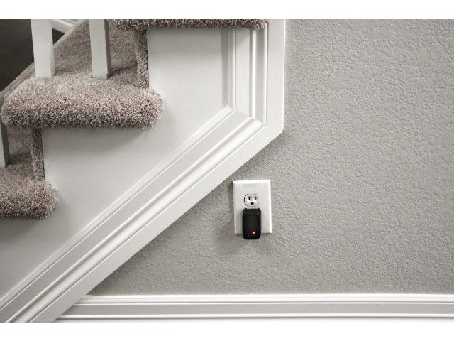 plugNsee - Wall Plug Camera